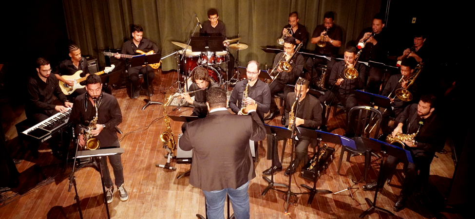 FAMES - Fames Jazz Band se apresenta com Filó Machado no Santa Jazz 2024